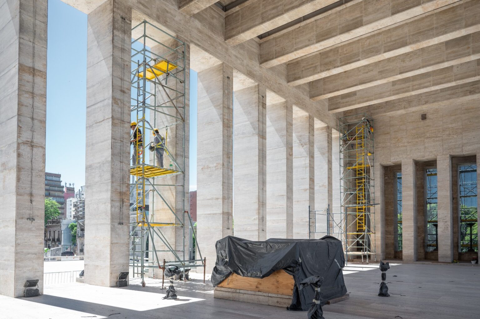 Retoman las tareas de puesta en valor y restauración del Monumento ...